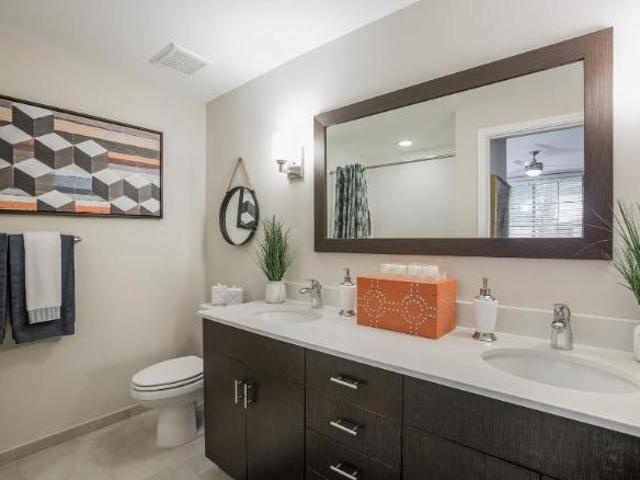 2 Br, 2 bath, Apartment 2541 NW 84th Avenue