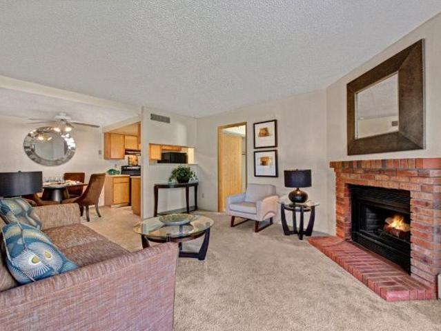 2 Br, 2 bath, Apartment 2505 East Pikes Peak Avenue