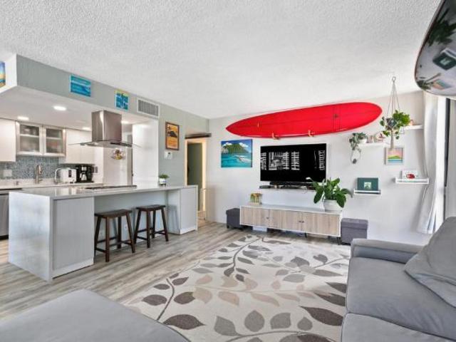 2 Br, 2 bath, Apartment 250 Hua Ave
