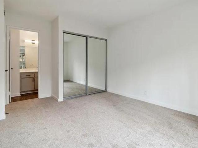 2 Br, 2 bath, Apartment 2660 Alpine Blvd