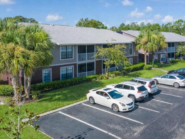 2 Br, 2 bath, Apartment 26675 Players Circle