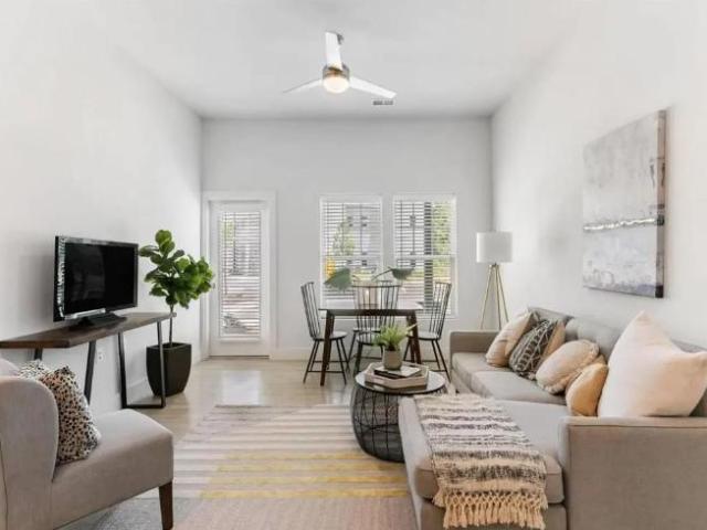 2 Br, 2 bath, Apartment 260 Pidgeon Bay Rd