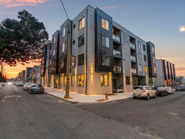 2 Br, 2 bath, Apartment 2625 West Jefferson Street