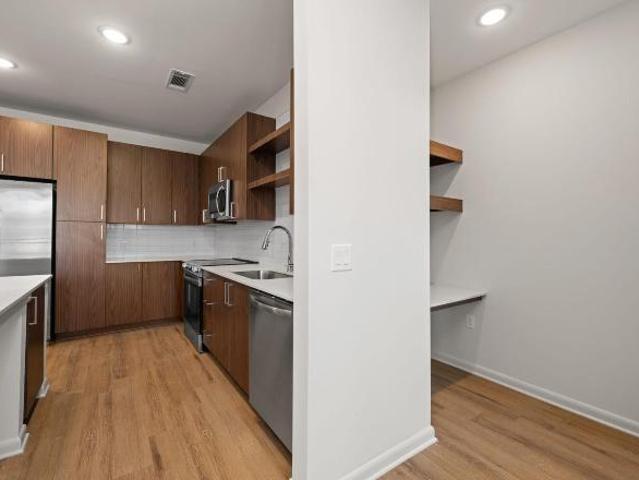 2 Br, 2 bath, Apartment 2720 Bristlecone Trail