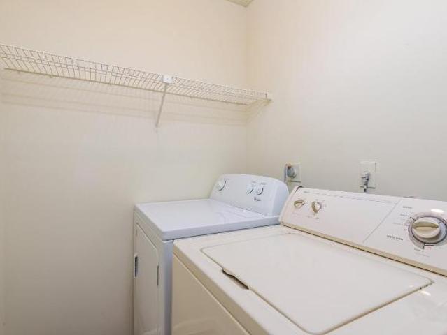 2 Br, 2 bath, Apartment 2733 Forest Hills Boulevard