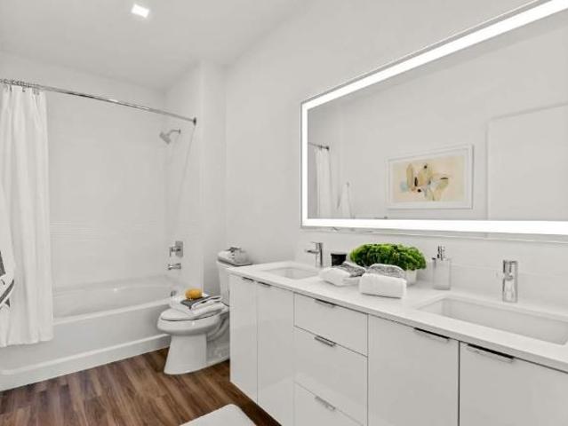 2 Br, 2 bath, Apartment 28425 N Black Canyon Hwy