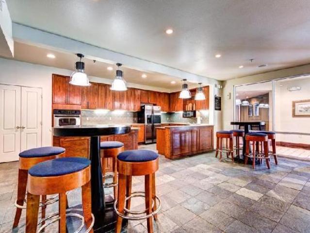 2 Br, 2 bath, Apartment 2801 Live Oak Street