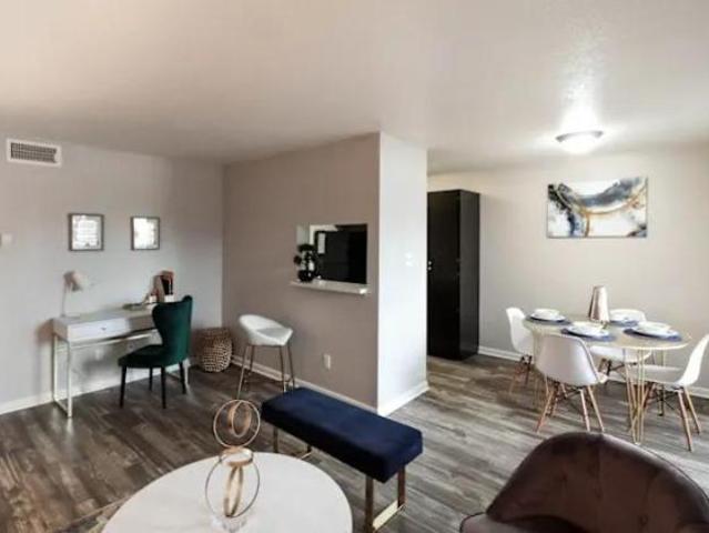 2 Br, 2 bath, Apartment 2804 Belt Line Rd