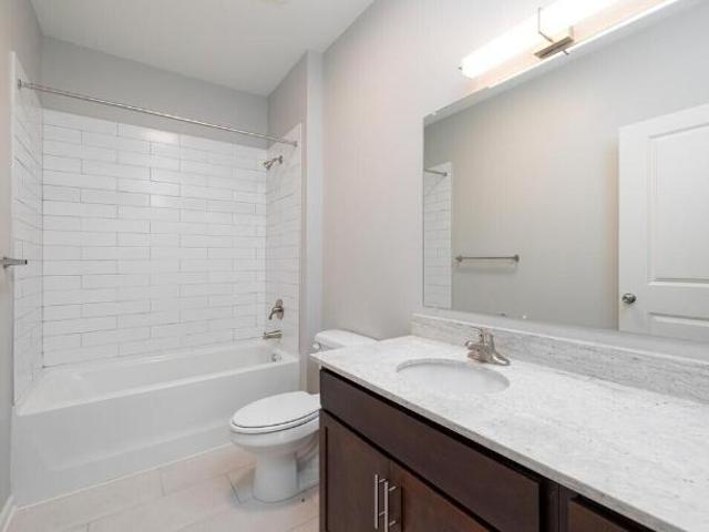 2 Br, 2 bath, Apartment 2944 Landrum Dr SW