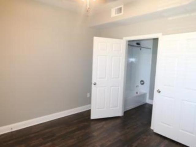 2 Br, 2 bath, Apartment 2950 Mustang Drive