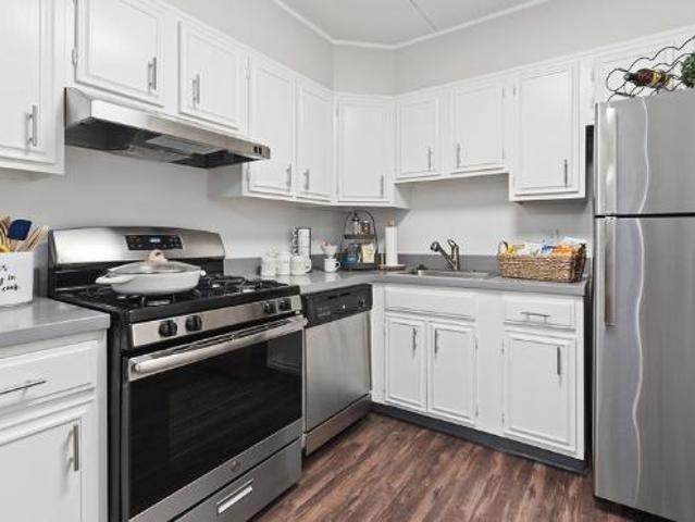 2 Br, 2 bath, Apartment 297 Turnpike Rd