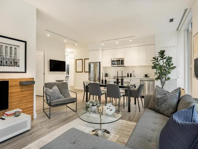 2 Br, 2 bath, Apartment 299 The Kingsway