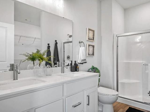 2 Br, 2 bath, Apartment 29256 Oregon Rd