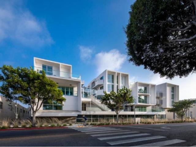 2 Br, 2 bath, Apartment 2929 Pennsylvania Ave