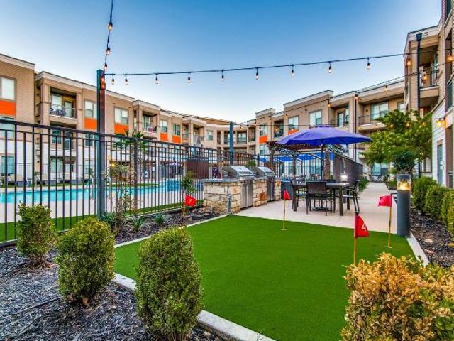 2 Br, 2 bath, Apartment 3090 Outlet Pkwy