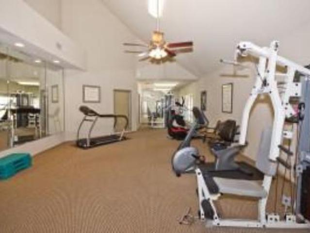 2 Br, 2 bath, Apartment 3099 Parham Drive