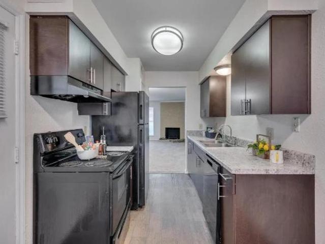 2 Br, 2 bath, Apartment 3004 Dorner Cir