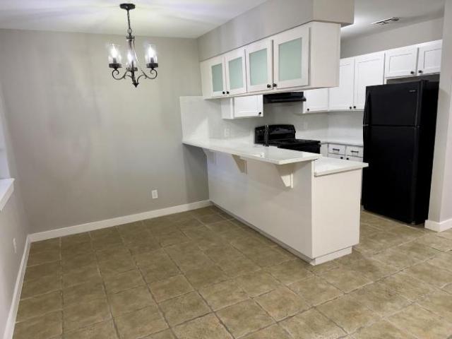 2 Br, 2 bath, Apartment 302 North Montevideo