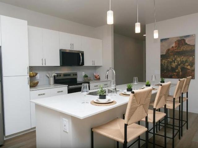 2 Br, 2 bath, Apartment 31700 N 29th Ave