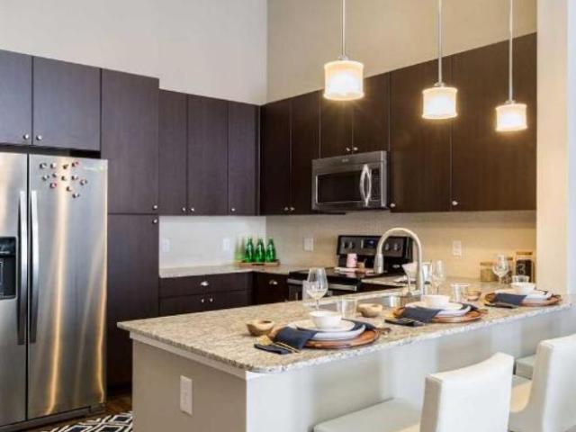 2 Br, 2 bath, Apartment 310 Gran Via