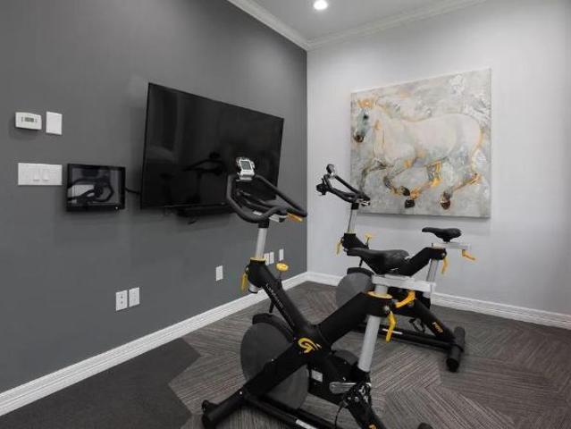2 Br, 2 bath, Apartment 3250 Hudson Xing
