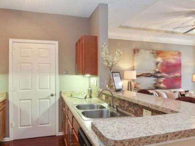 2 Br, 2 bath, Apartment 32000 Gardner Dr