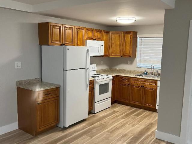2 Br, 2 bath, Apartment 320 SE 11th Ave