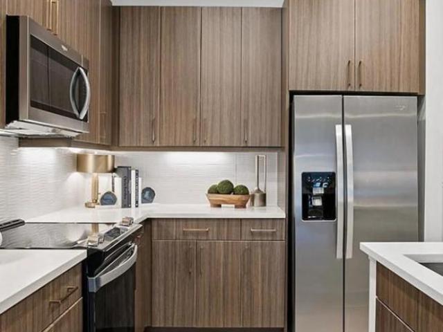 2 Br, 2 bath, Apartment 3300 Overton Park Dr Se