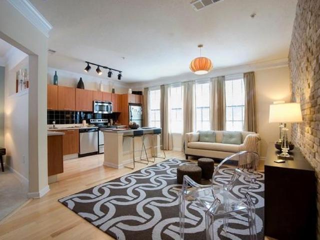 2 Br, 2 bath, Apartment 3315 Roswell Rd