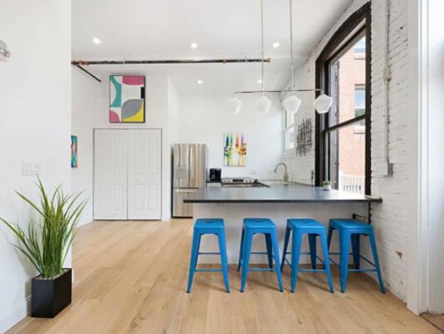 2 Br, 2 bath, Apartment 33 State Street