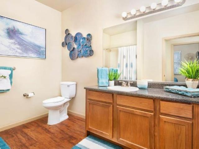 2 Br, 2 bath, Apartment 34000 N 27th Dr