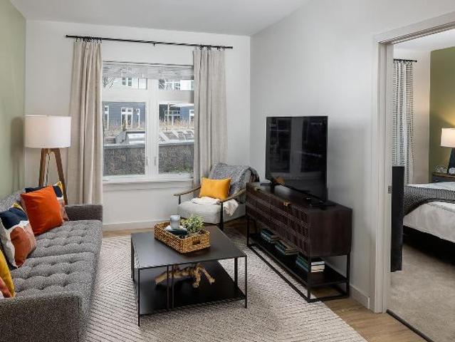2 Br, 2 bath, Apartment 341 2nd Avenue