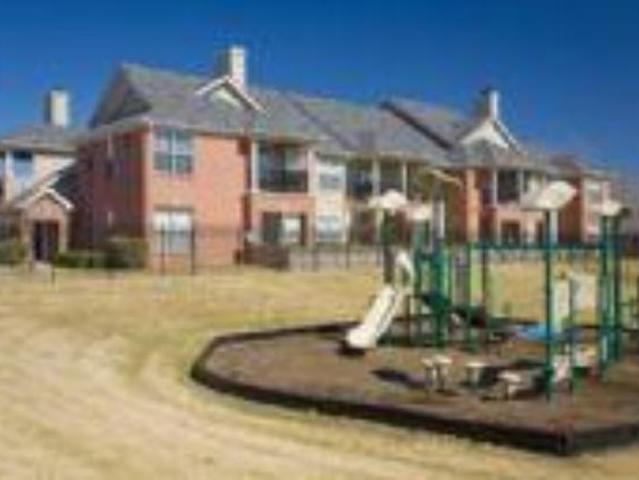 2 Br, 2 bath, Apartment 3560 Alma Road