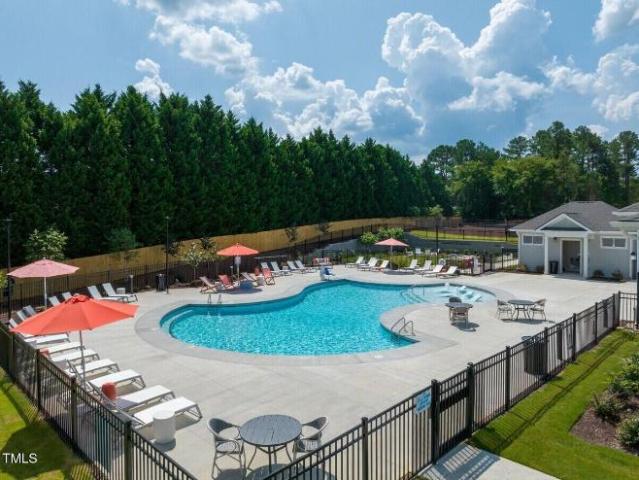 2 Br, 2 bath, Apartment 3520 Pinetree Grove Lane