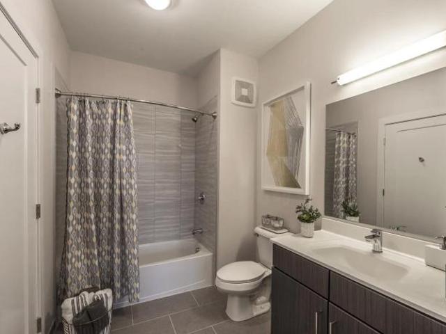 2 Br, 2 bath, Apartment 35 Harrington Ave