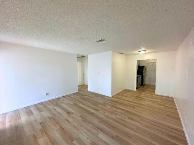 2 Br, 2 bath, Apartment 3662 Davis Road