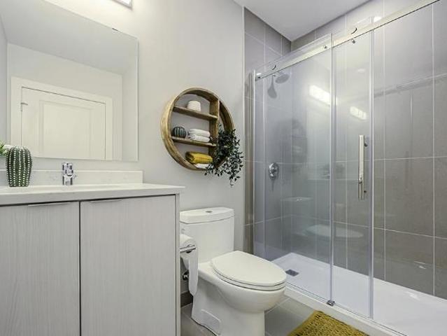 2 Br, 2 bath, Apartment 3610 Dixie Rd