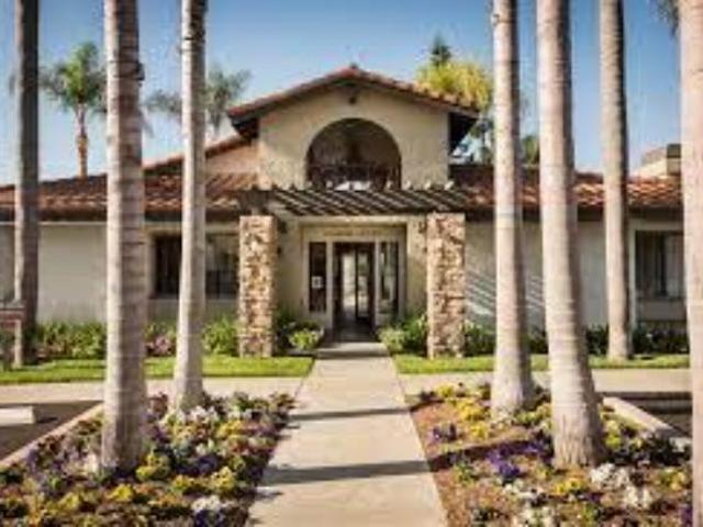 2 Br, 2 bath, Apartment 3634 College Boulevard