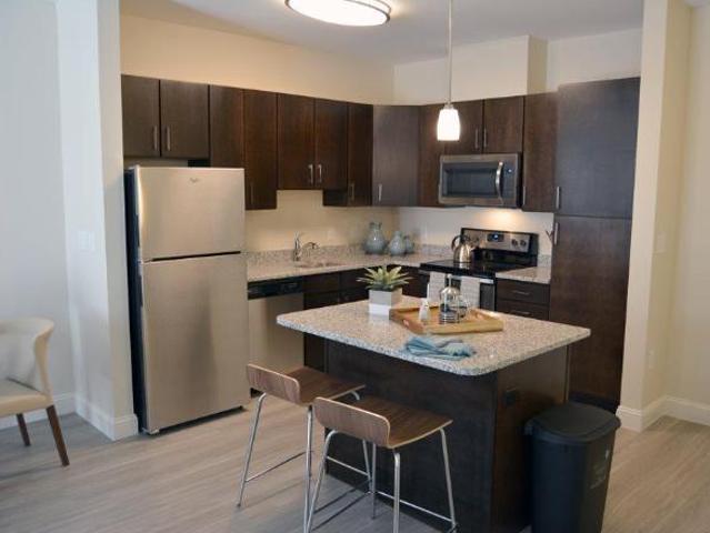 2 Br, 2 bath, Apartment 36 Haverhill Road