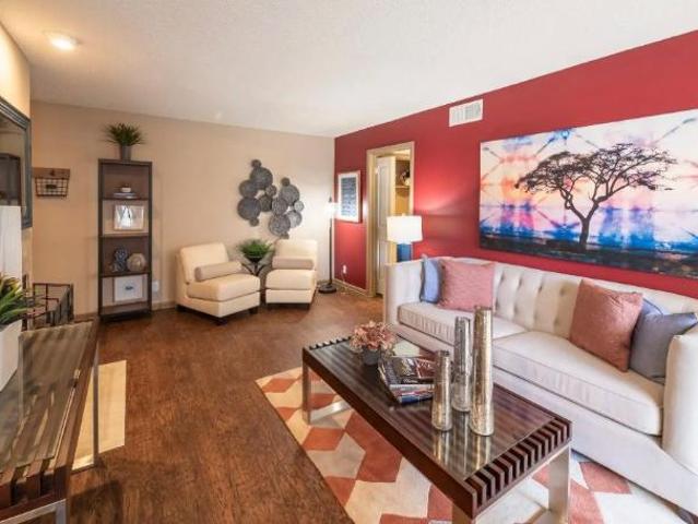 2 Br, 2 bath, Apartment 3725 W Northgate Drive