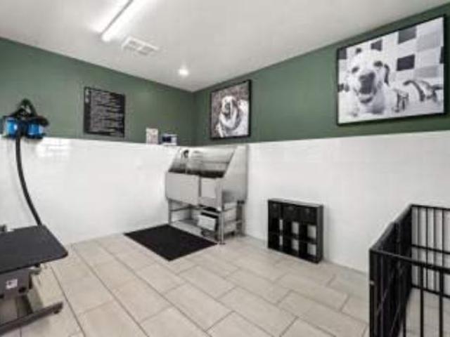 2 Br, 2 bath, Apartment 3800 S Kanner Hwy