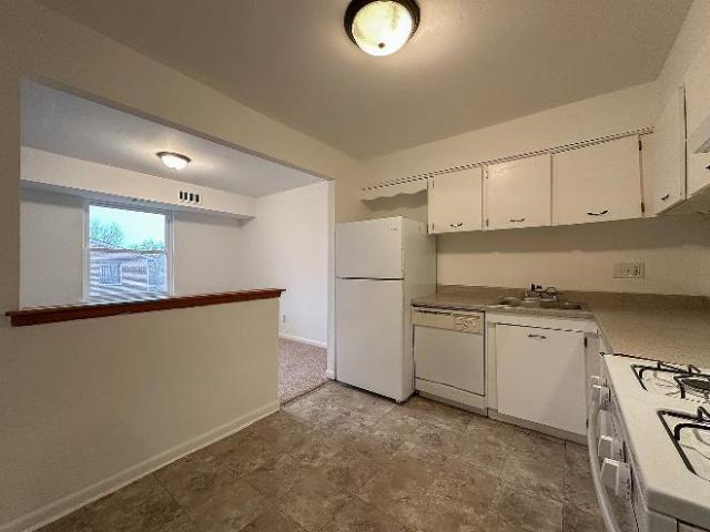 2 Br, 2 bath, Apartment 380 Lincoln Hwy