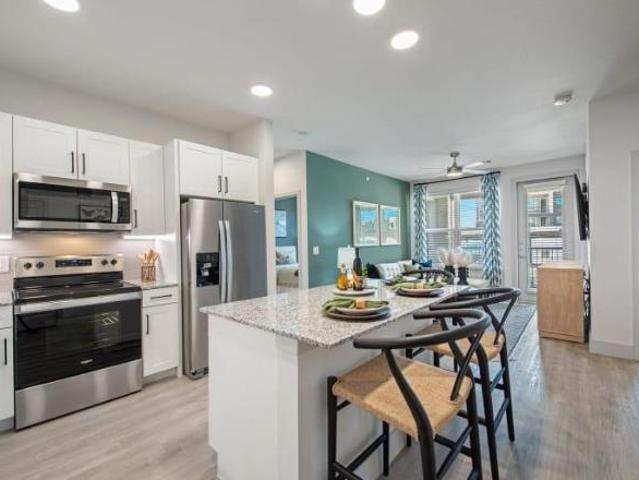 2 Br, 2 bath, Apartment 3909 N Loop 288