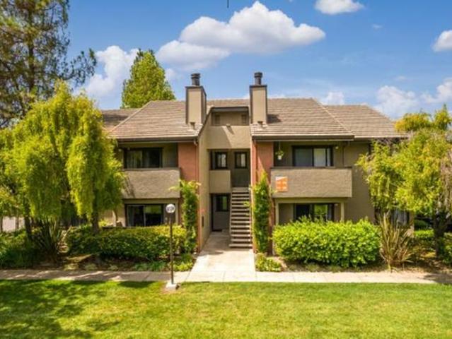 2 Br, 2 bath, Apartment 4005 Cowell Blvd
