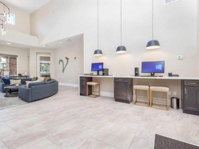 2 Br, 2 bath, Apartment 4101 Innovator Dr