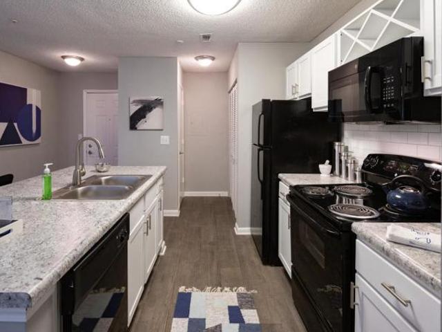 2 Br, 2 bath, Apartment 4101 Lake Lynn Dr