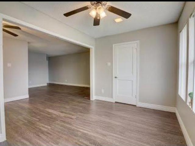 2 Br, 2 bath, Apartment 4111 Polaris Dr