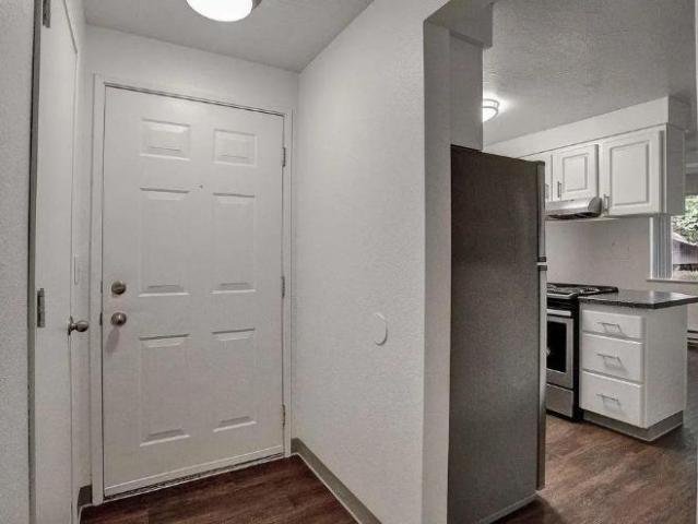 2 Br, 2 bath, Apartment 4114 SE 174th Ave