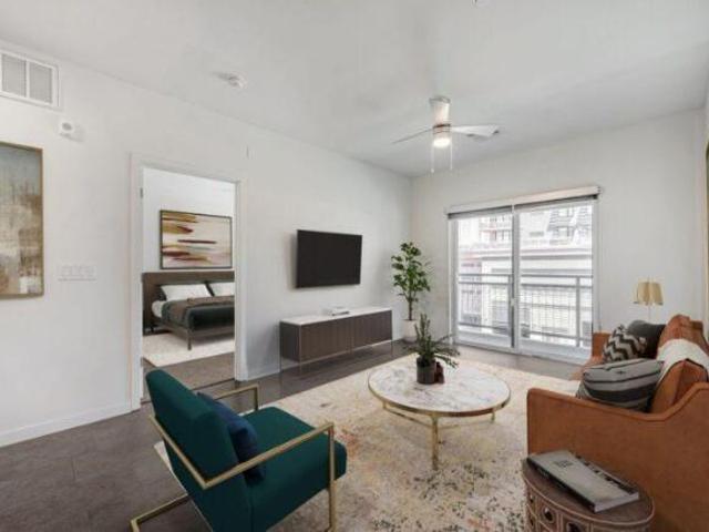2 Br, 2 bath, Apartment 411 S 3rd St