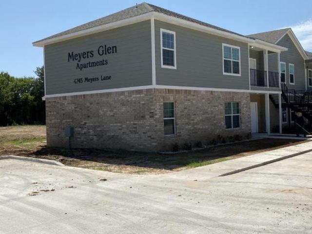 2 Br, 2 bath, Apartment 4245 Meyers Lane
